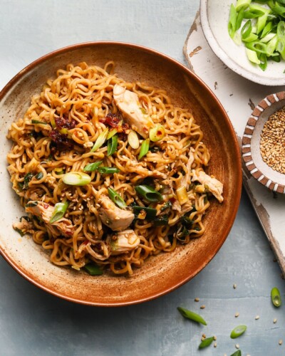 Ginger Scallion Chicken Ramen Noodles | Lindsey Eats